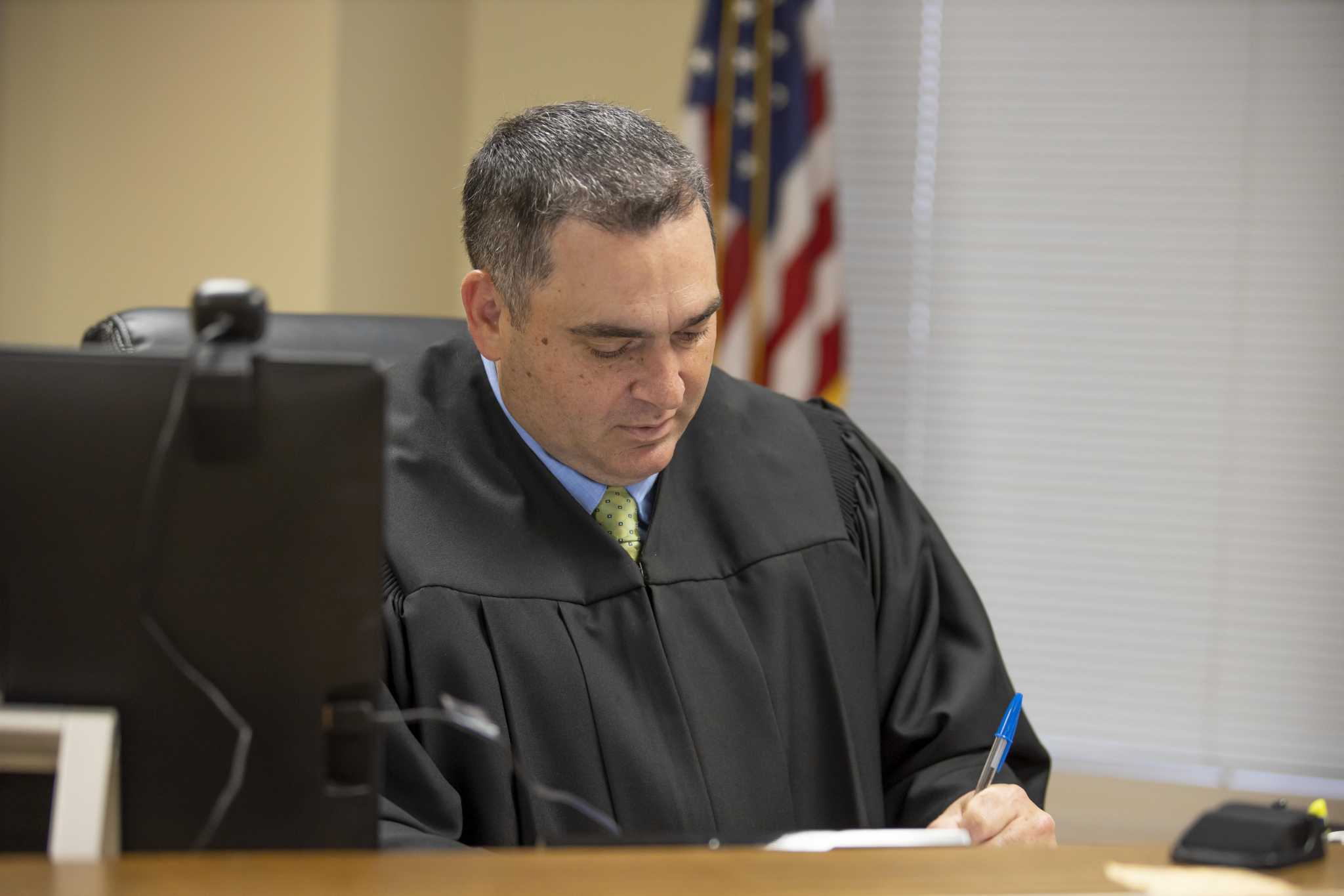 Montgomery County commissioners bump pay for long term associate judge