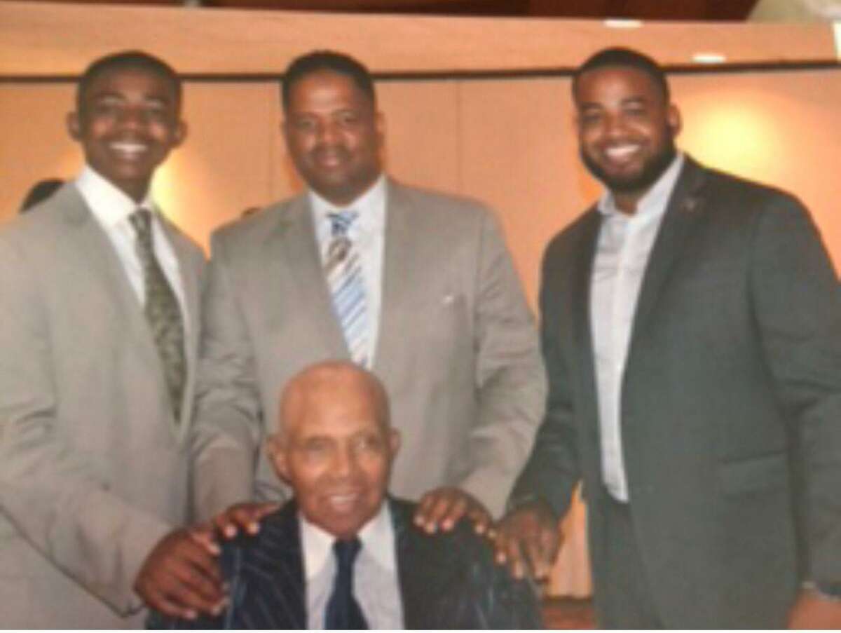 Opinion: Remembering Bridgeport Bishop Willie J. Carr Sr.