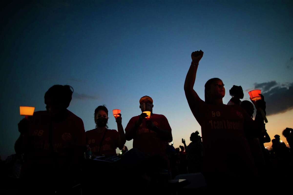 George Floyd mourners flock to Third Ward's 'The Wall' to pay tribute