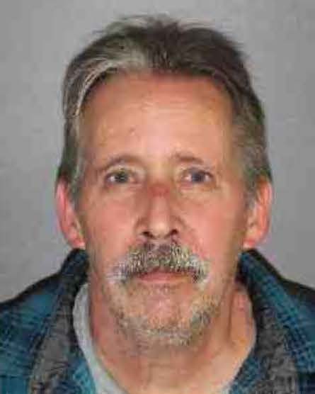 Sheriff: Hadley man stabs woman in back