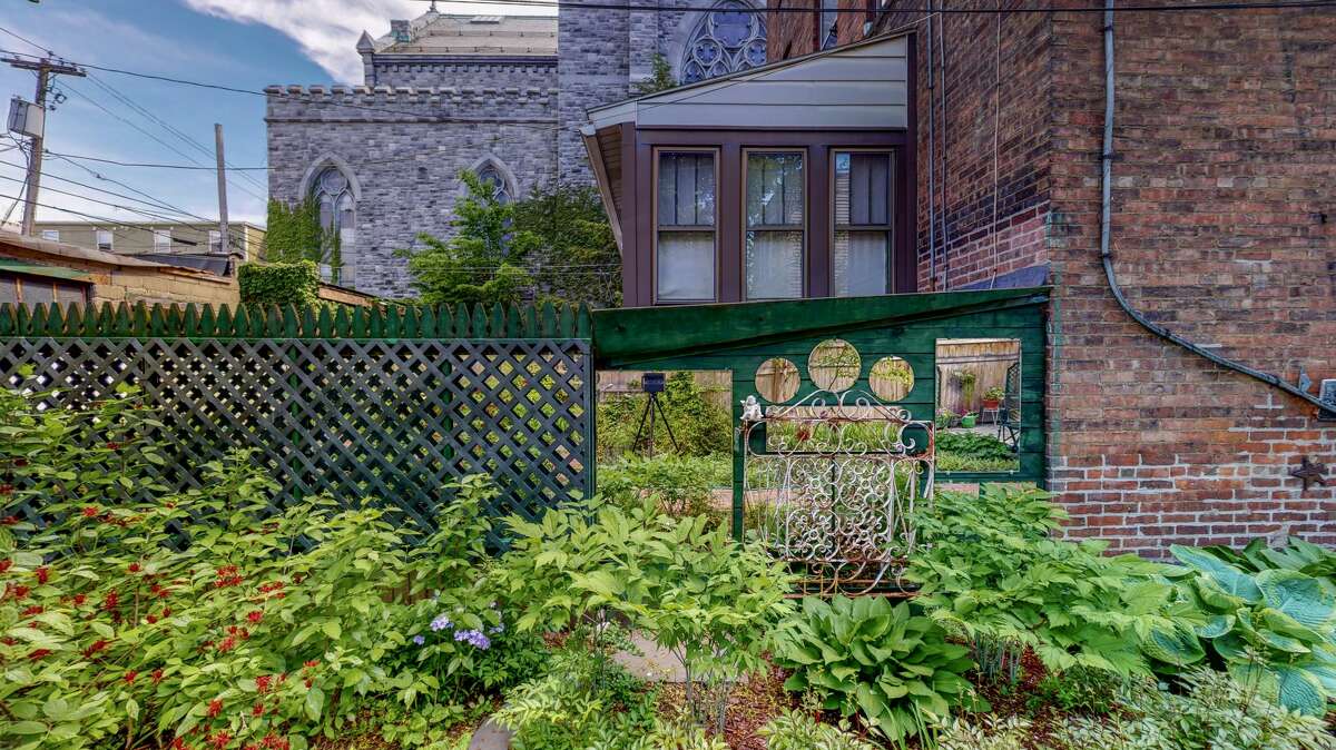 Explore Troy's hidden gardens from the comfort of your own computer
