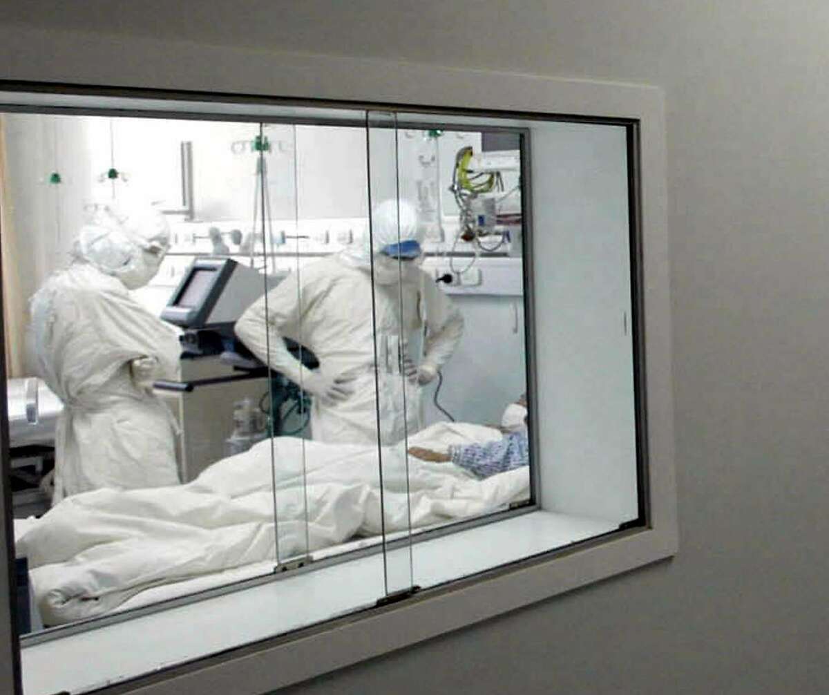 SARS antibodies block coronavirus infections, study shows