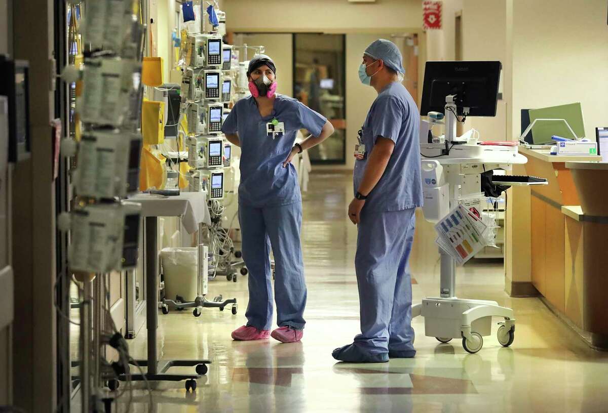 CNN reporter's in-depth look inside San Antonio hospital's COVID-19 ...