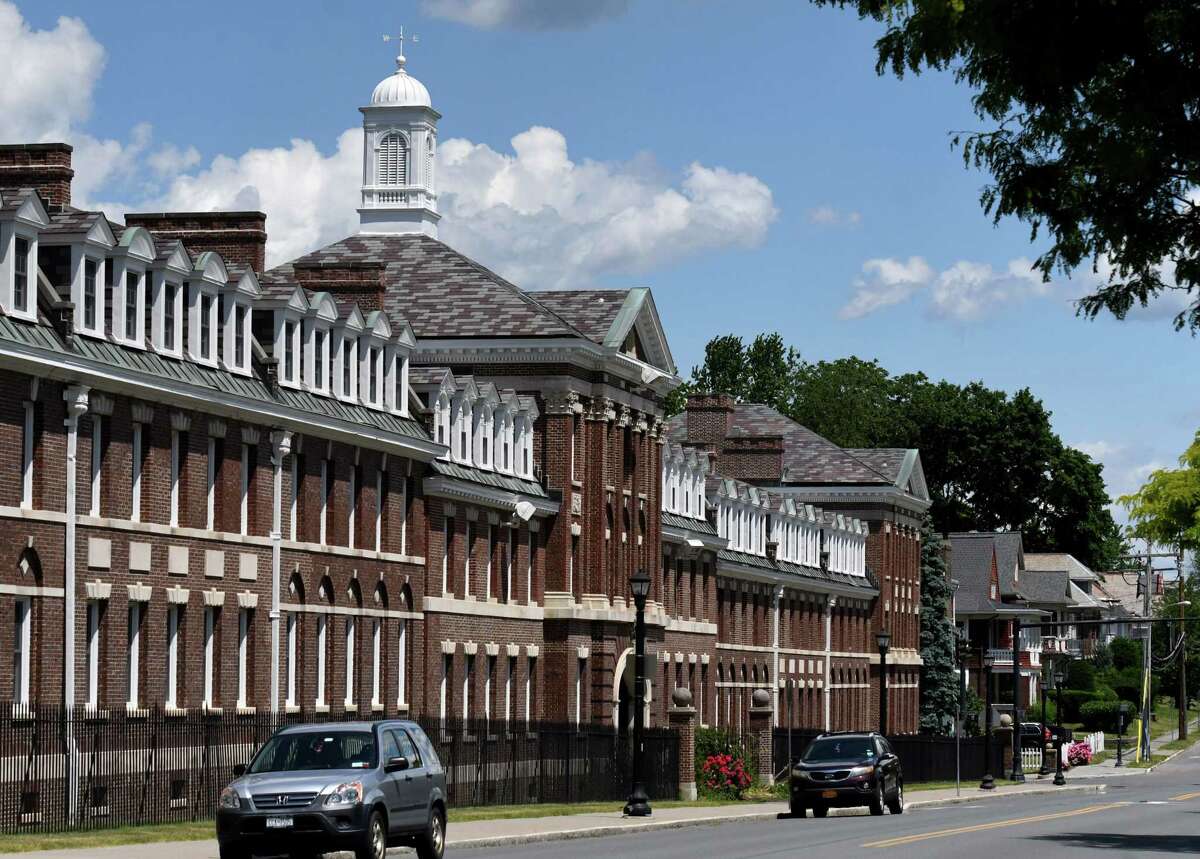 RPI professor apparently ousted after student uproar over social media ...