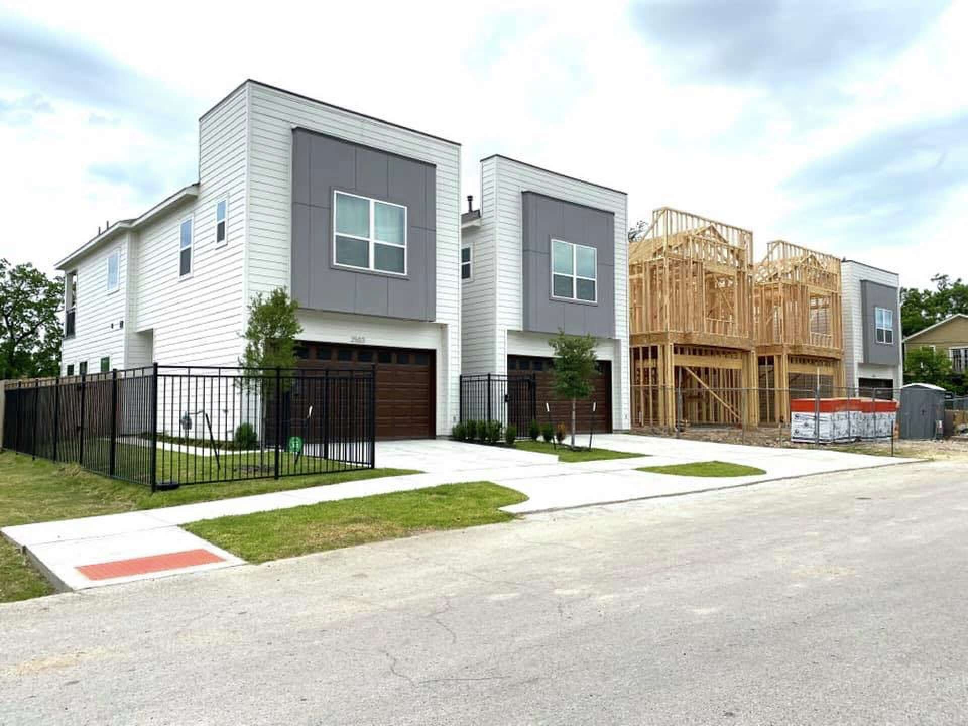 Entrepreneurs buy entire blocks in Fifth Ward to revitalize and bring ...