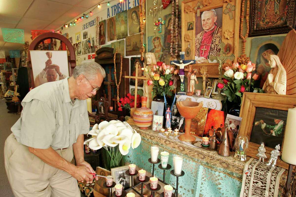 Macario Ramirez, mainstay of Houston Heights and Hispanic community ...