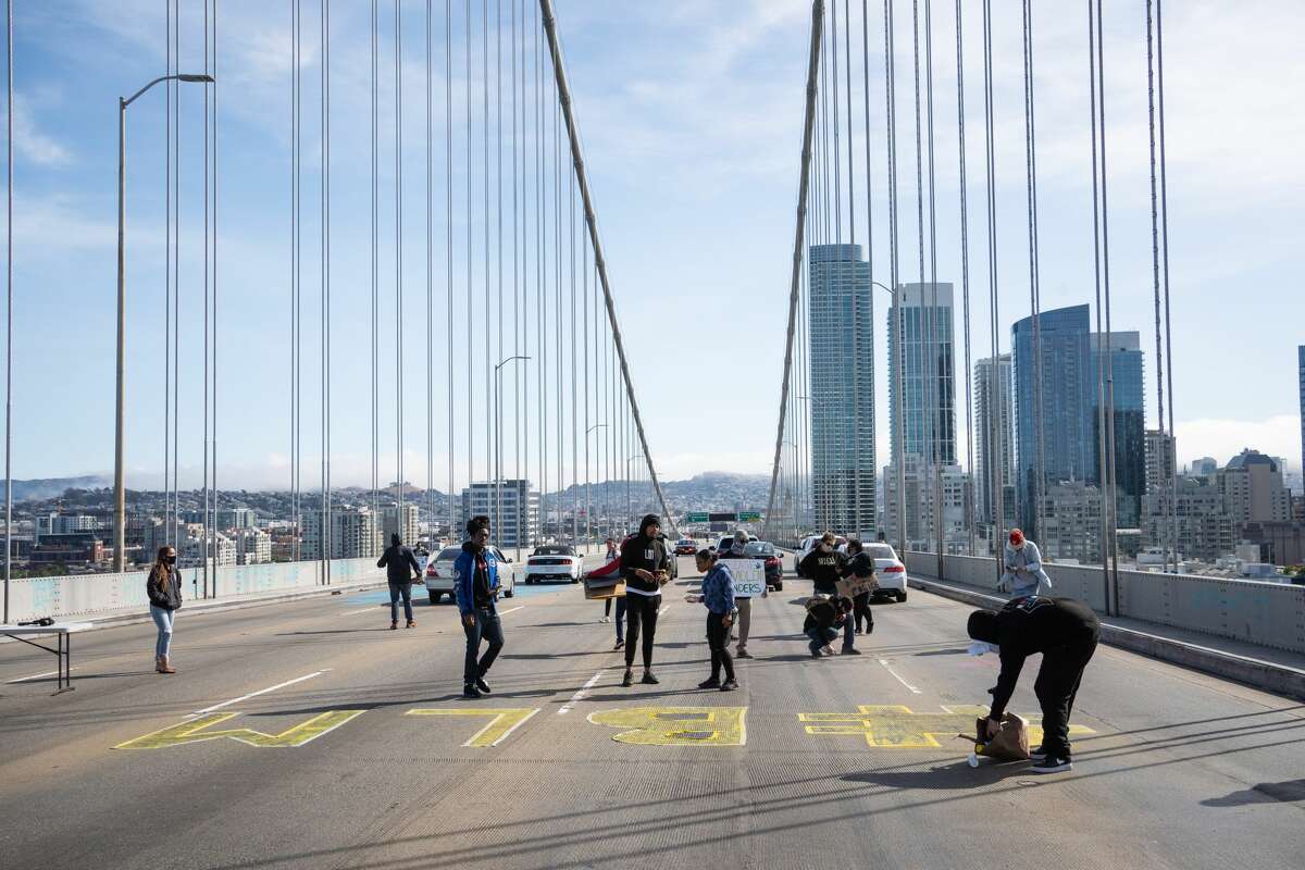 Protesters block all lanes of westbound Bay Bridge for nearly 2 hours