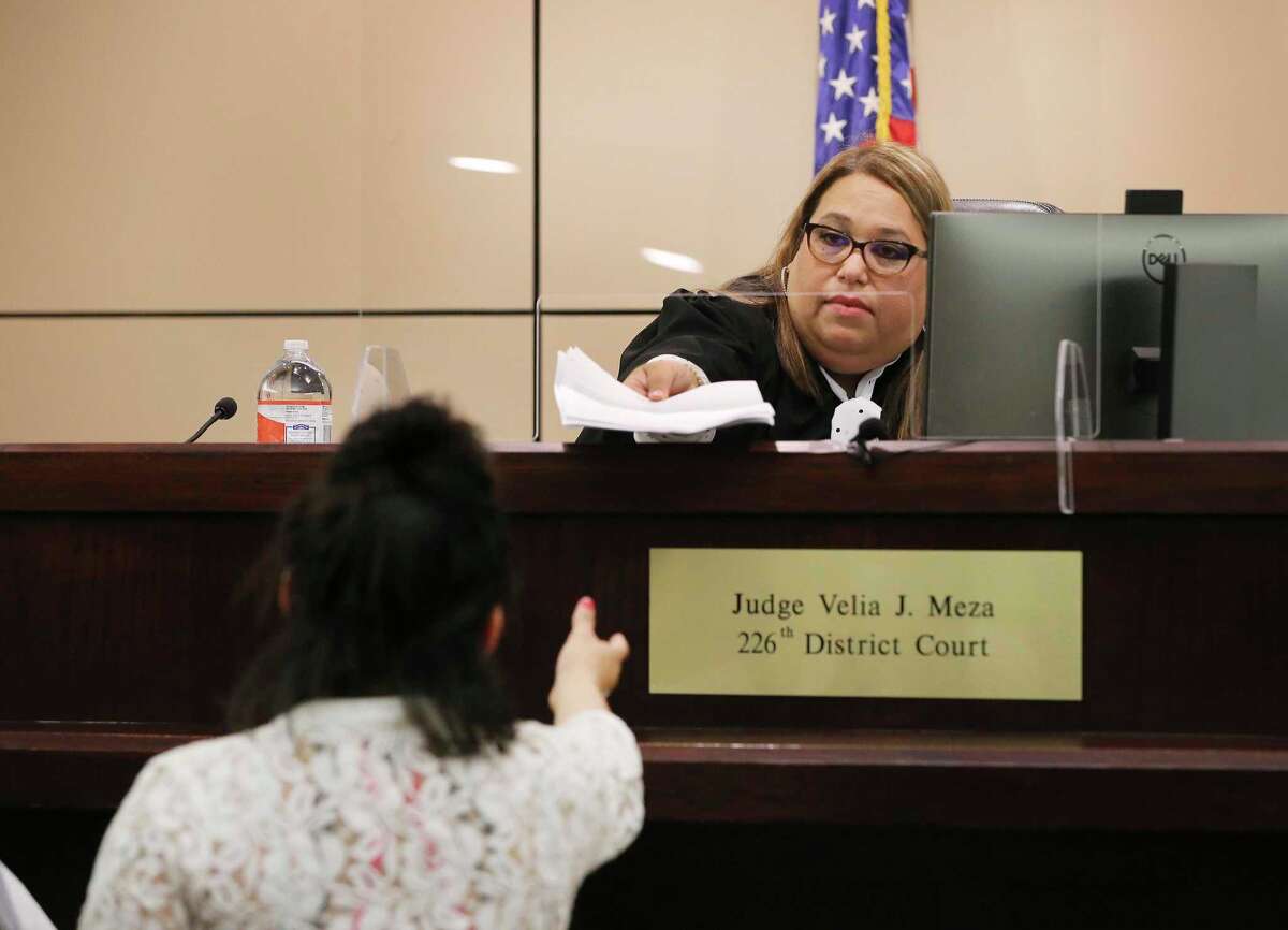 Courtrooms in San Antonio being outfitted with protective shields ...