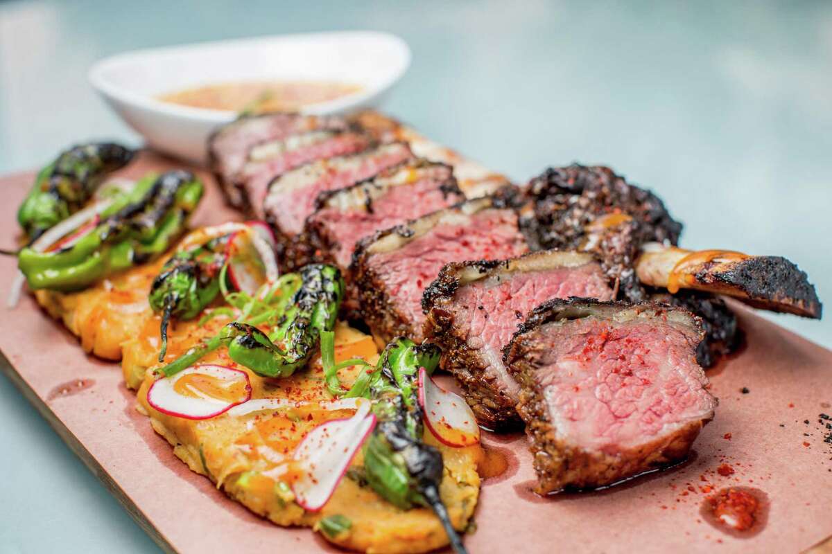 Find outdoor adventure, tasty restaurants in The Woodlands