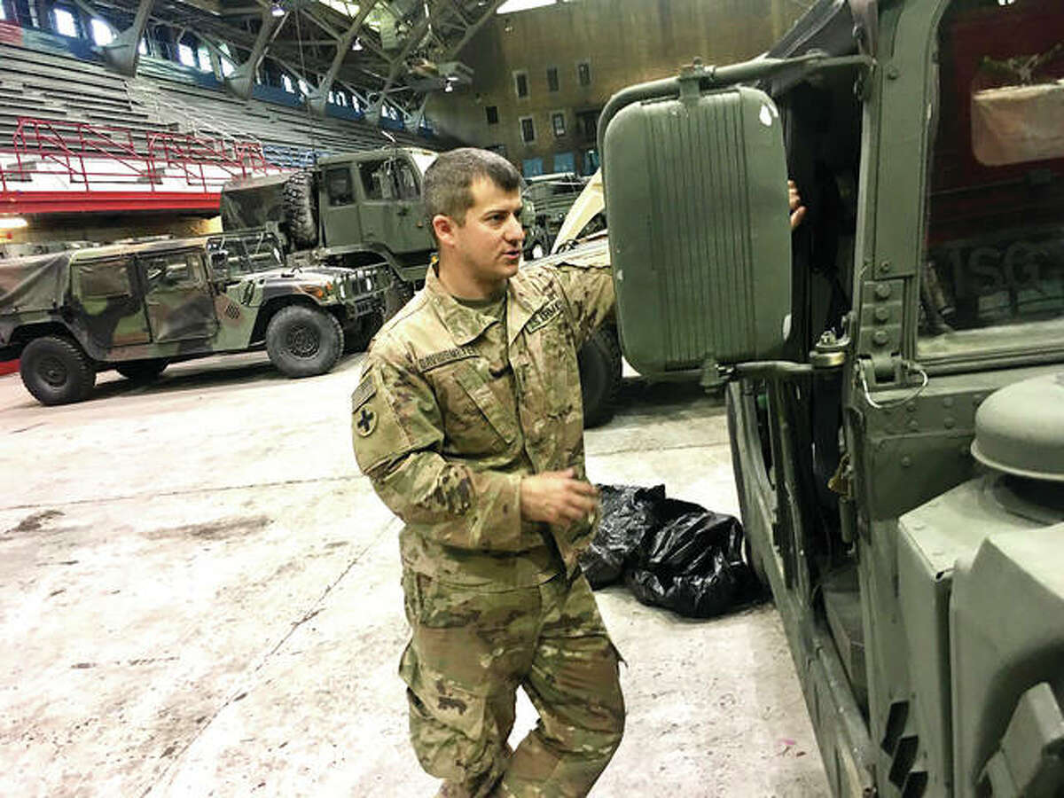 Guardsman goes from war zone to Chicago