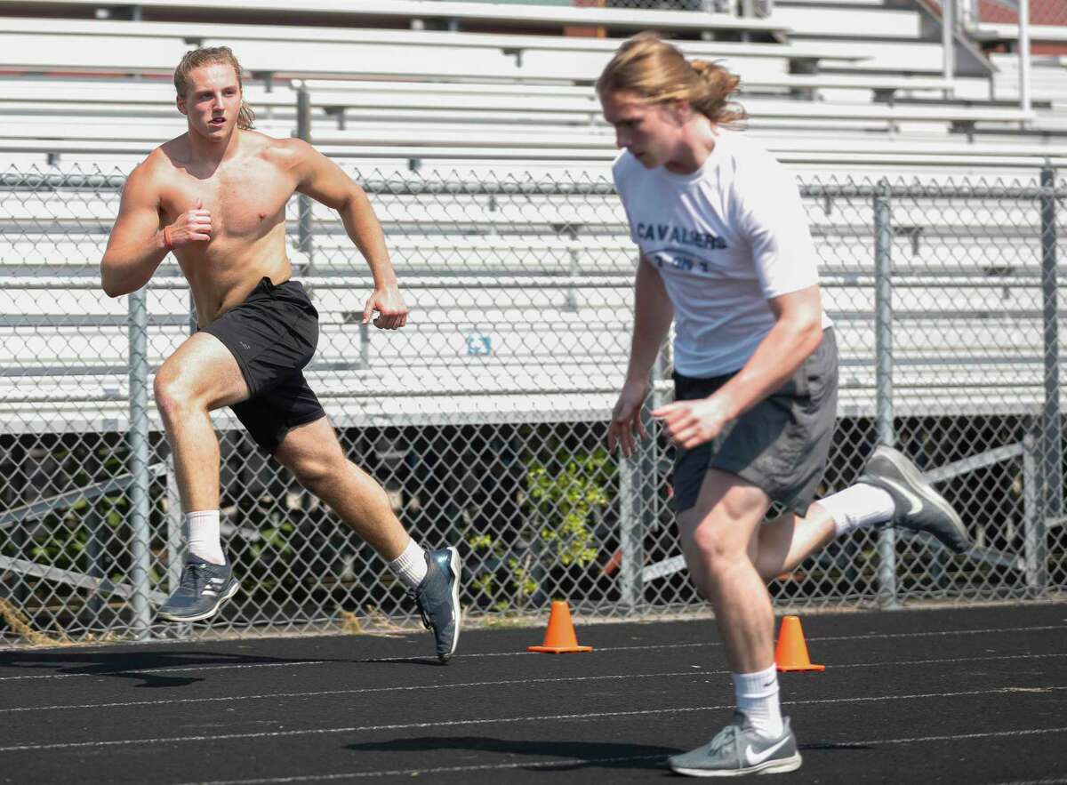 FOOTBALL: College Park LB Hazen gaining traction on recruiting trail