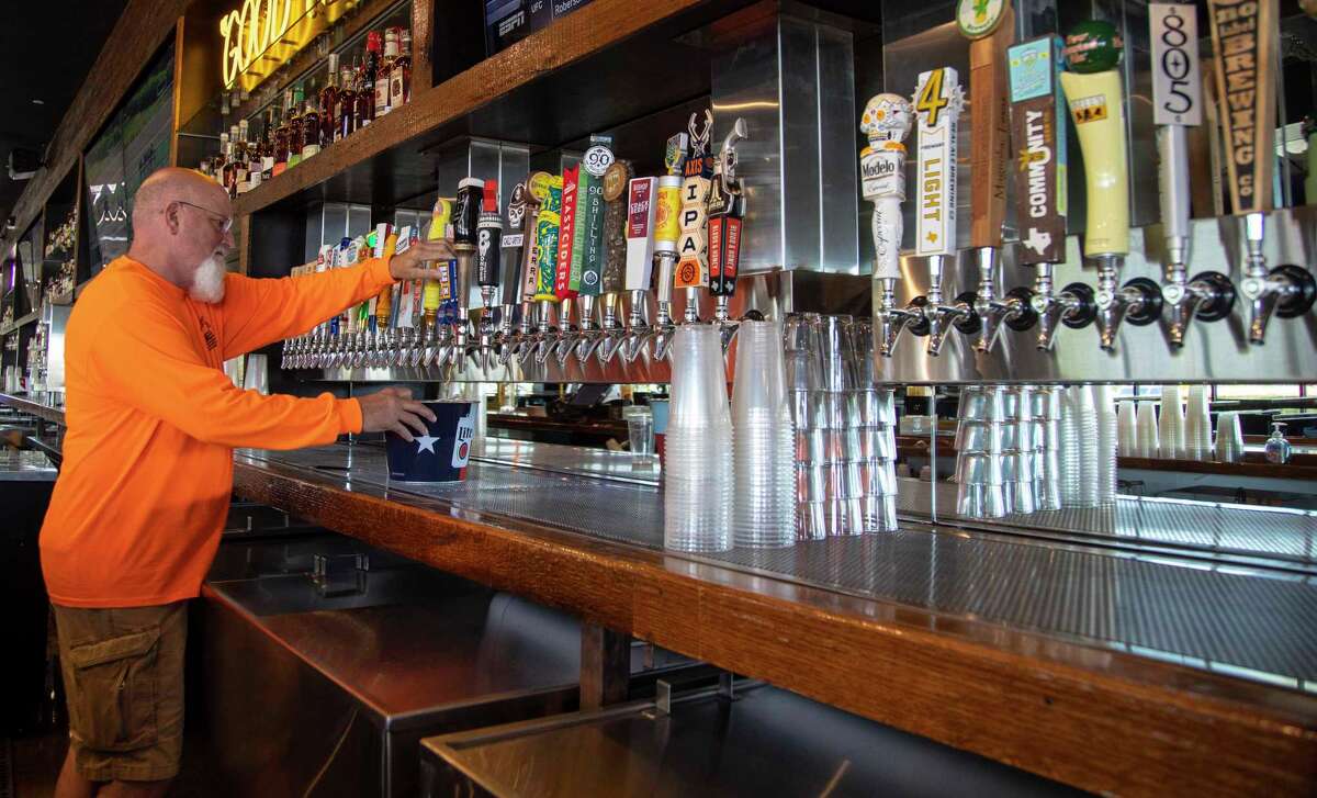 How the owners of Kirby Ice House are opening a new bar during a pandemic