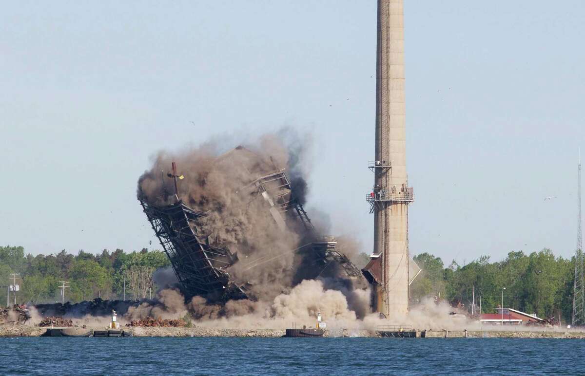 The rise and fall of a giant: Edison power plant is no more