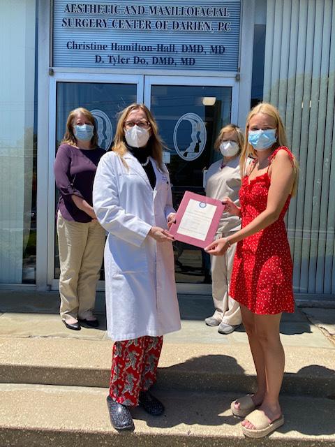 Darien High grad receives scholarship to further studies in medicine