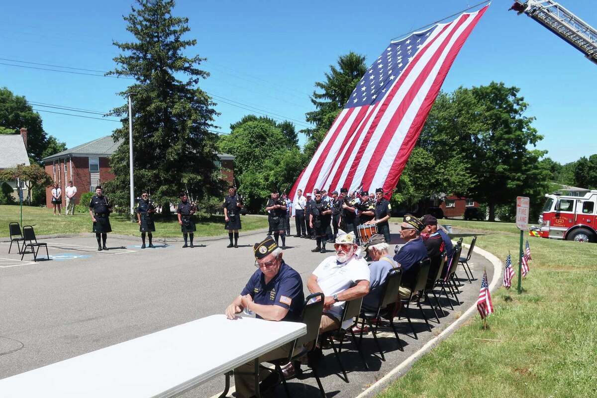 Middletown vets honor the red, white and blue on Flag Day