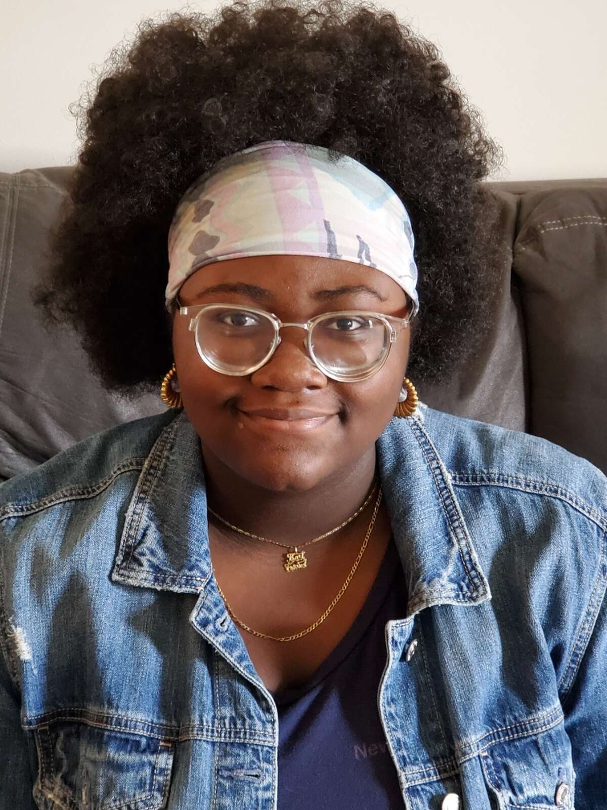 With photo of grandfather, Albany High student wins Congressional award