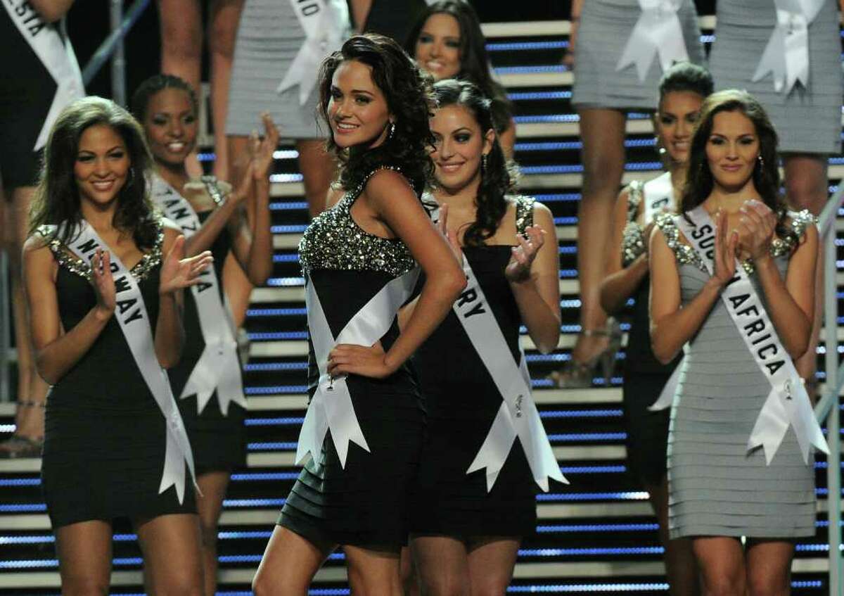 Mexico's newest icon: 22-year-old Miss Universe