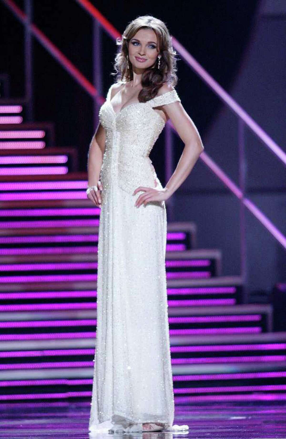 Mexico's newest icon: 22-year-old Miss Universe