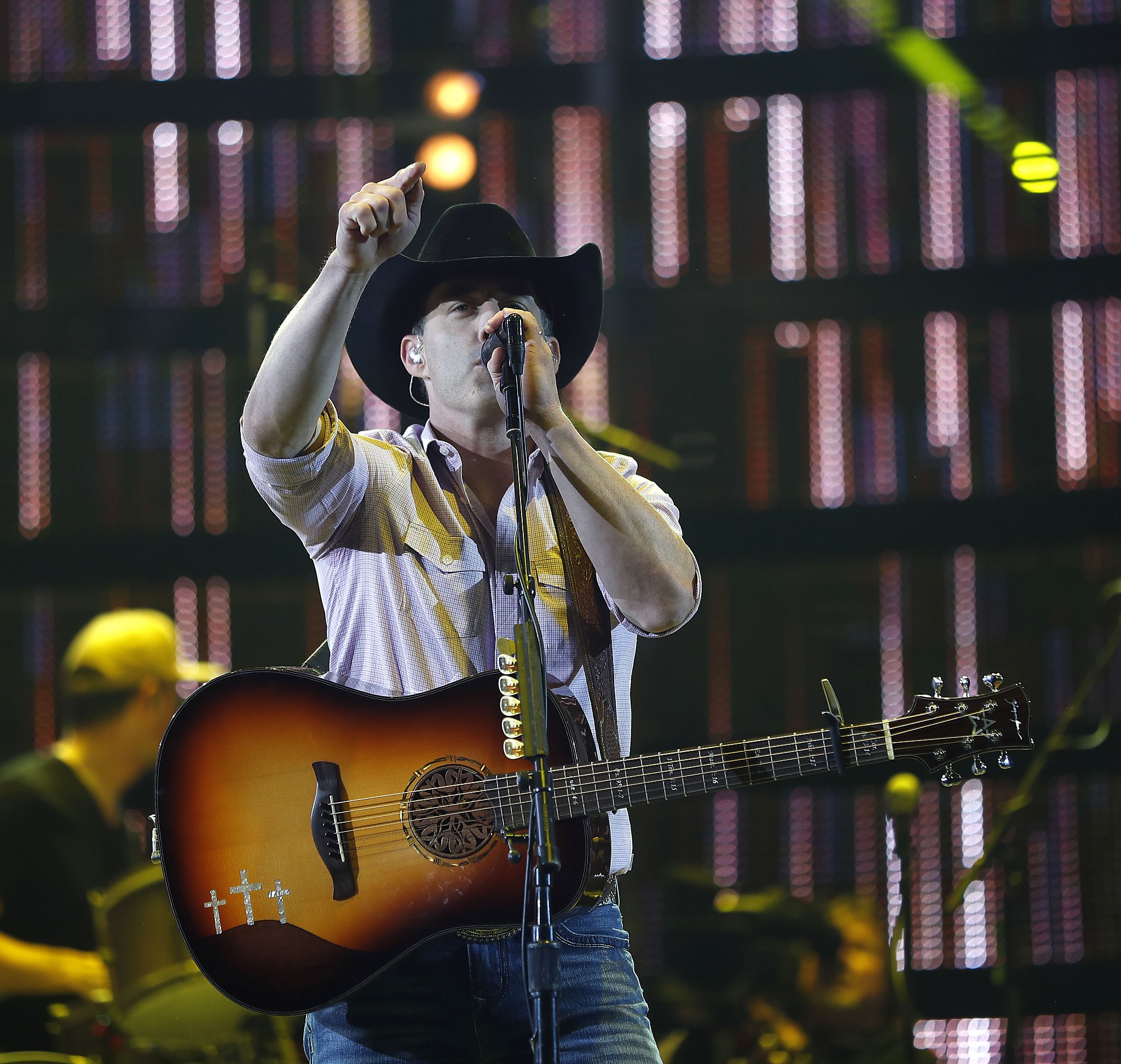 Aaron Watson to play free concert for UT Permian Basin's homecoming