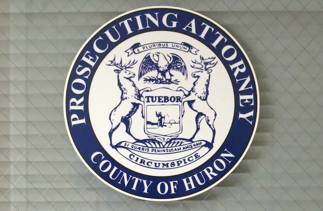 Chief assistant prosecutor's retirement costs office years of knowledge ...