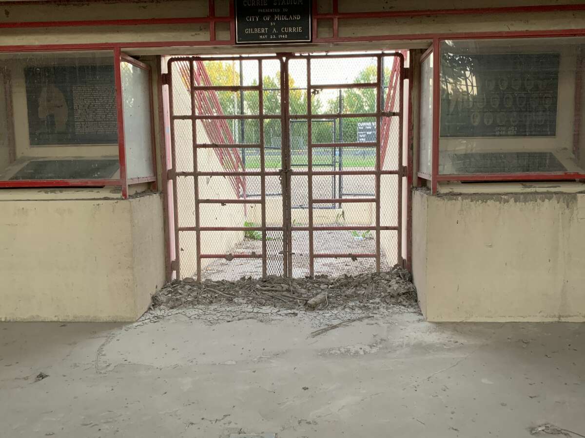 Currie Stadium in sad state of deterioration (photos, June 25, 2020)
