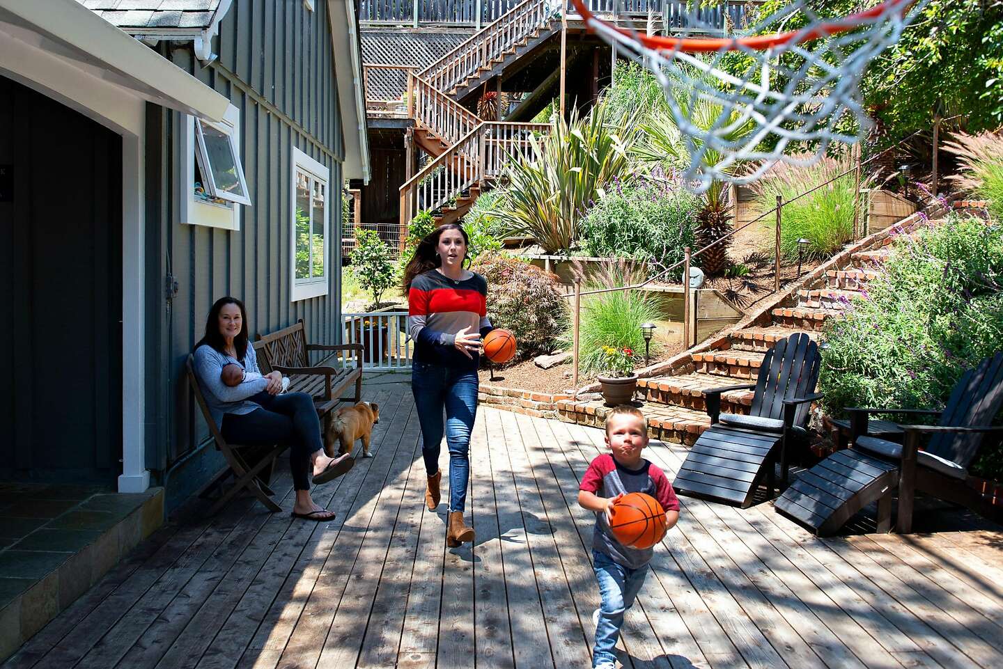 After basketball, Jennifer Azzi has career and family at 51