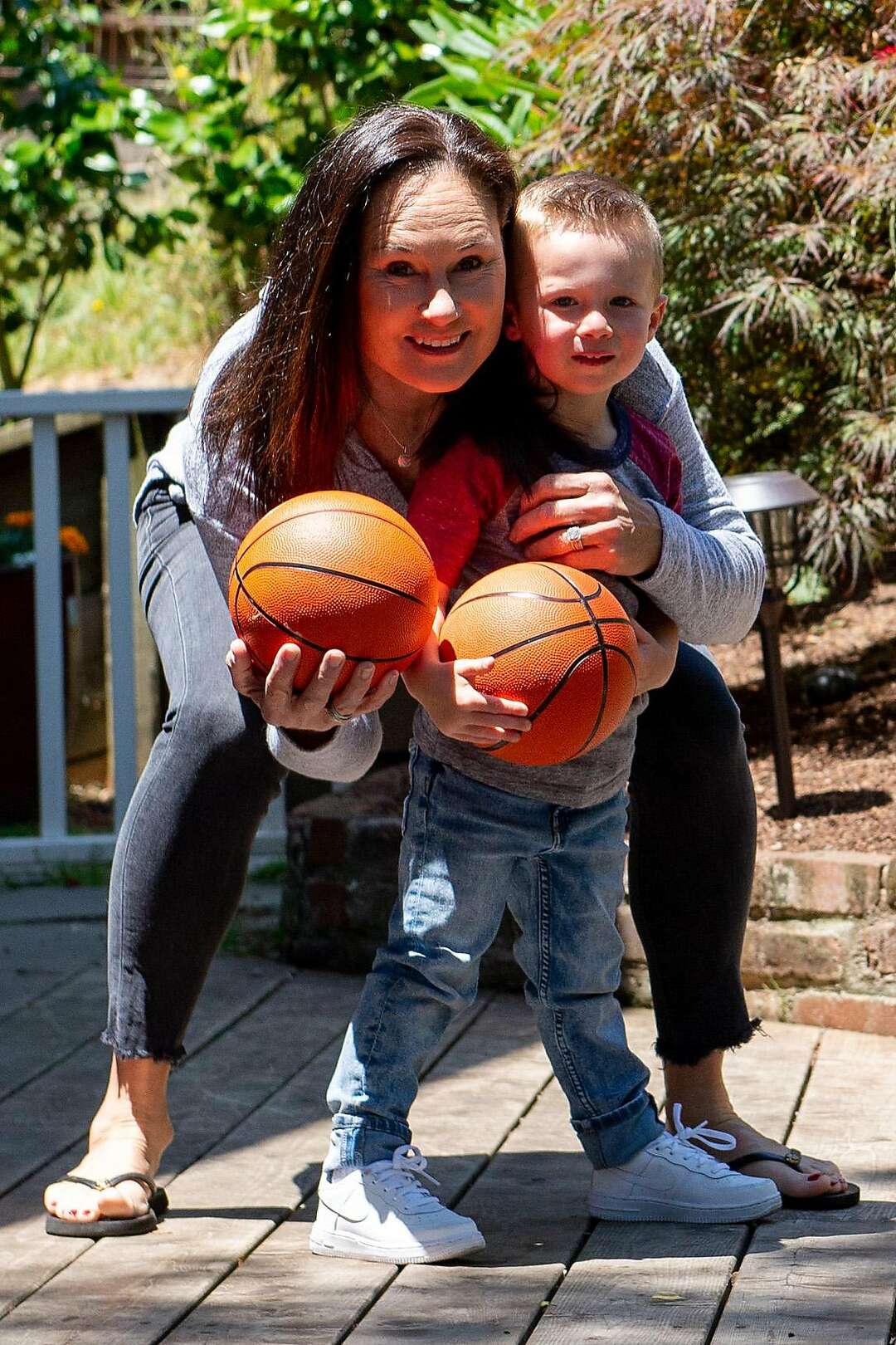 After basketball, Jennifer Azzi has career and family at 51