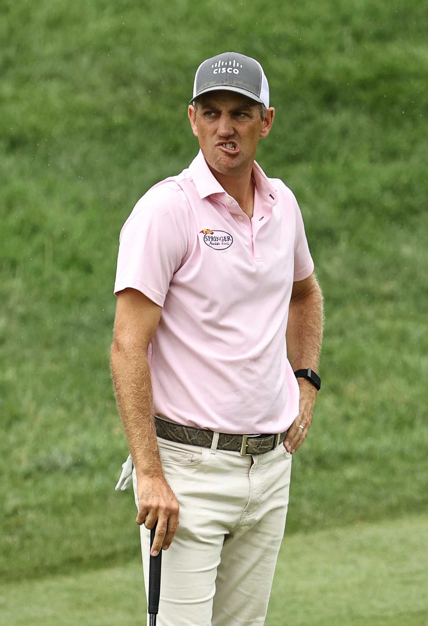 Todd's 61 nets him lead at Travelers