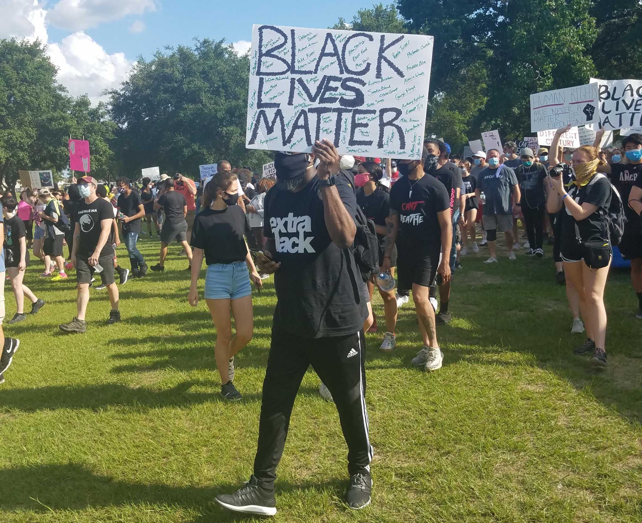 Student-led social justice group raises funds for LGBTQ+ homeless ...