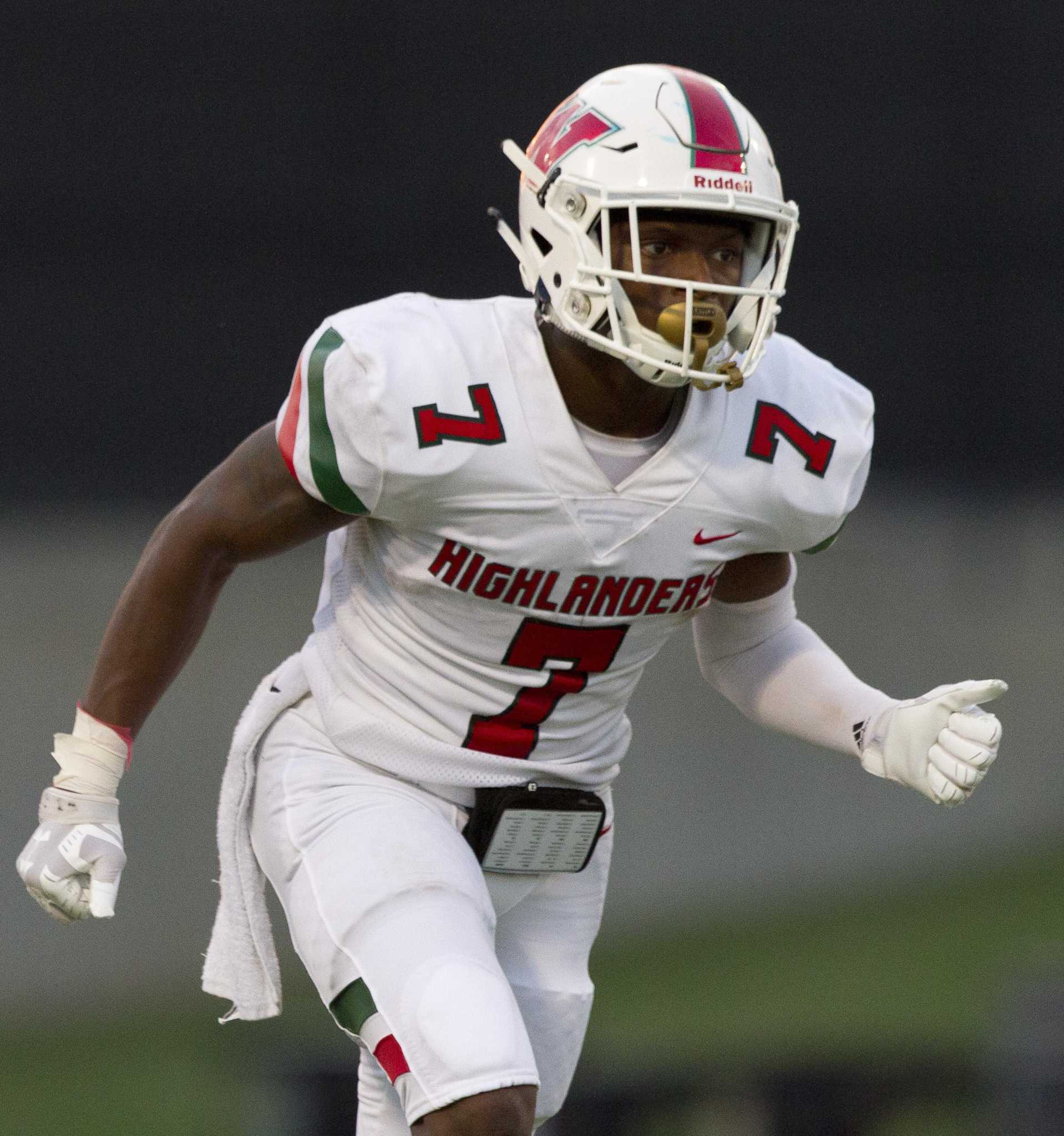 FOOTBALL: The Woodlands’ Knox commits to Mississippi State
