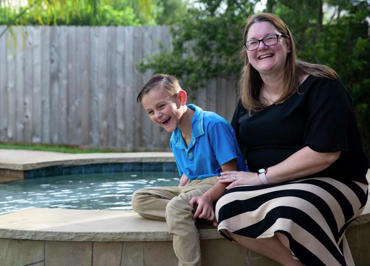 How Houston med students are helping doctors through the pandemic