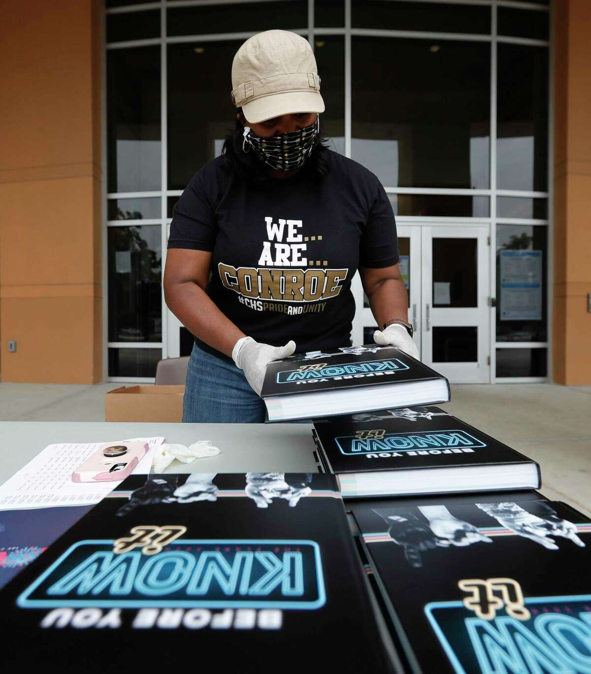 Conroe High yearbook becomes popular keepsake; set to sell out