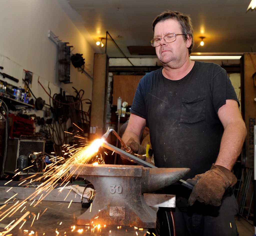 Ridgefield welder wins Powerball, takes one day off