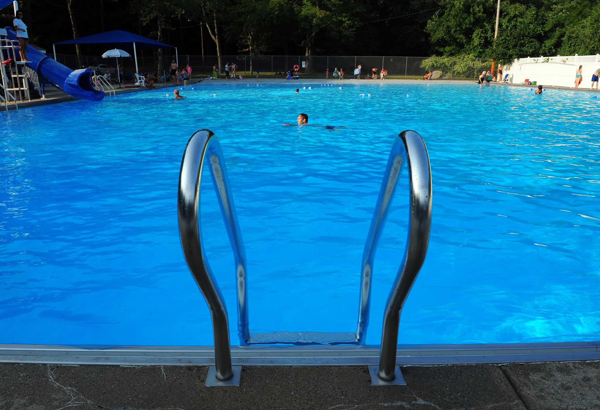 Trumbull town offices begin reopening, pool opens July 6