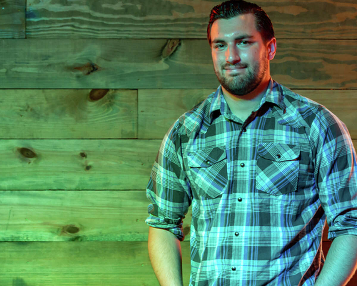 Casey Chesnutt back home to pursue music career