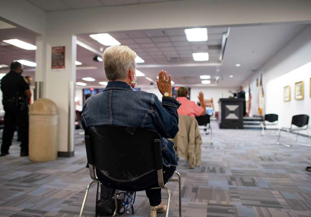 Bexar County manages to seat 2 new grand juries amid coronavirus crisis