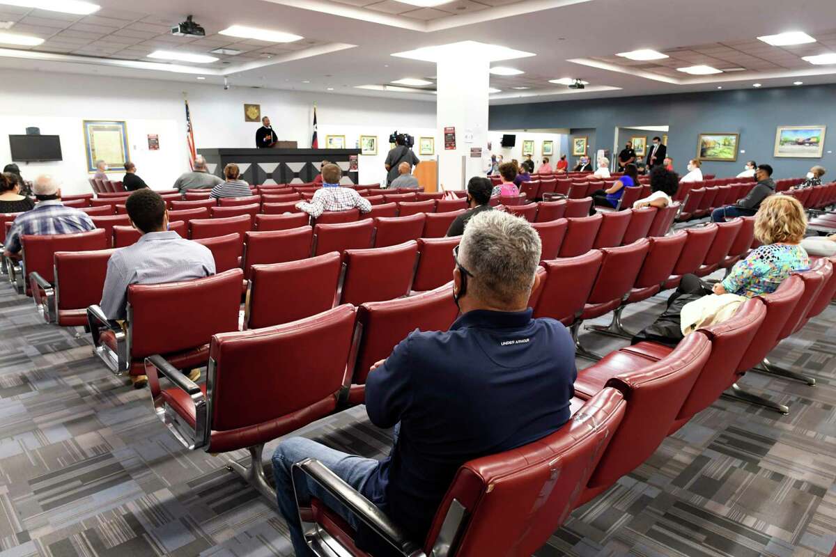 Bexar County manages to seat 2 new grand juries amid coronavirus crisis