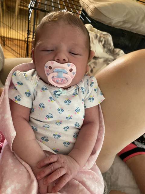 Birht Announcement: Ensley Renea Scott