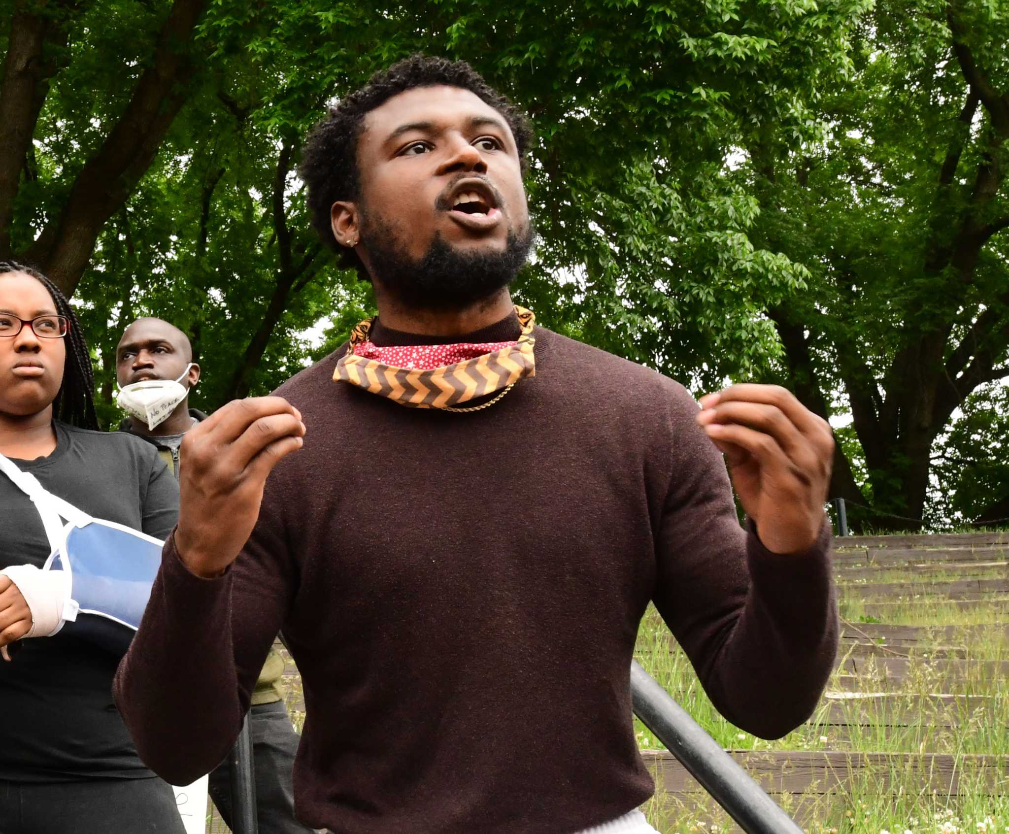 Albany activist charged with obstruction after confronting police ...