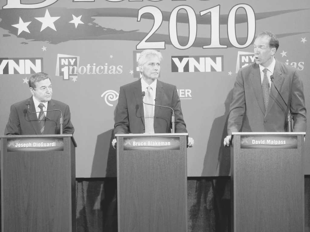 GOP: Incumbent must go