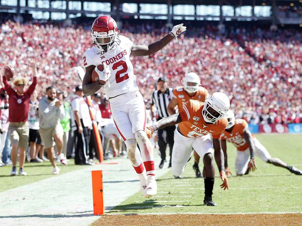 Red River Rivalry history between Texas Longhorns, Oklahoma