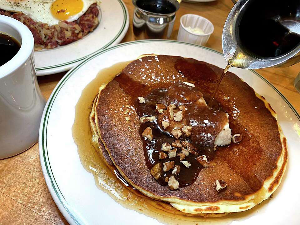 Breakfast spot Magnolia Pancake Haus is open at Northwoods