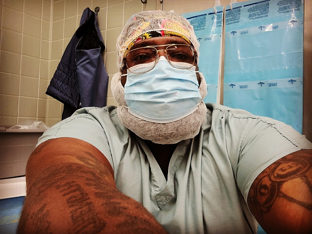 COVID-19-positive Bay Area nurse sues Kaiser for racial discrimination