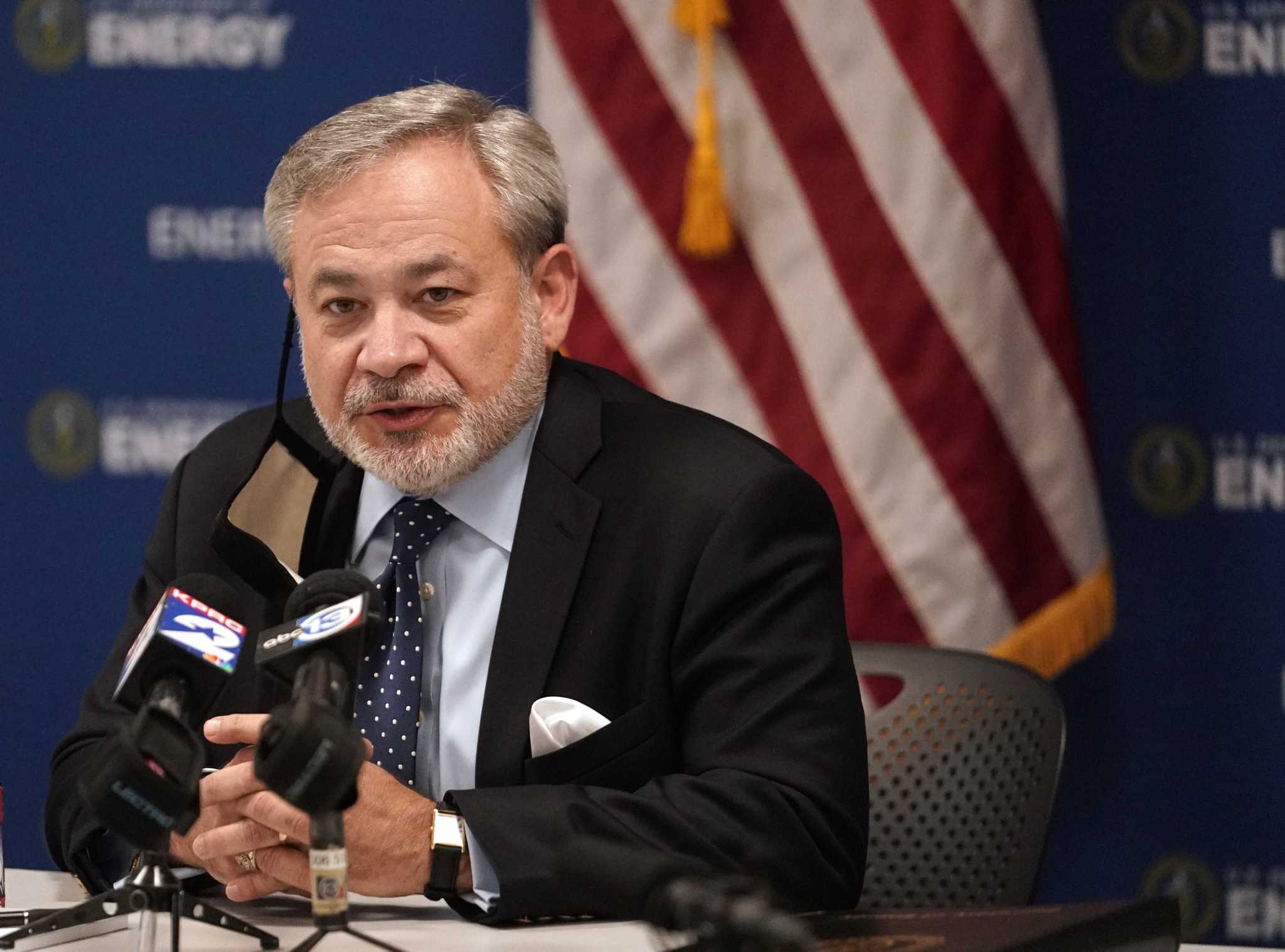 Energy secretary: Oil and gas will ‘come back very, very strong’