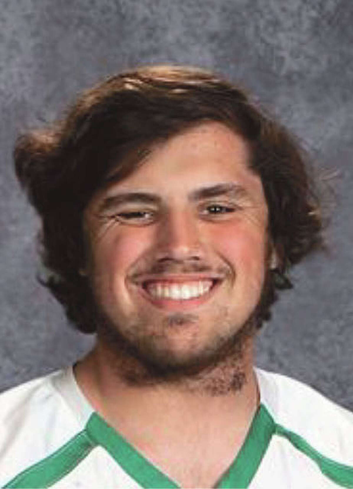 16 students earn Tracy scholarships