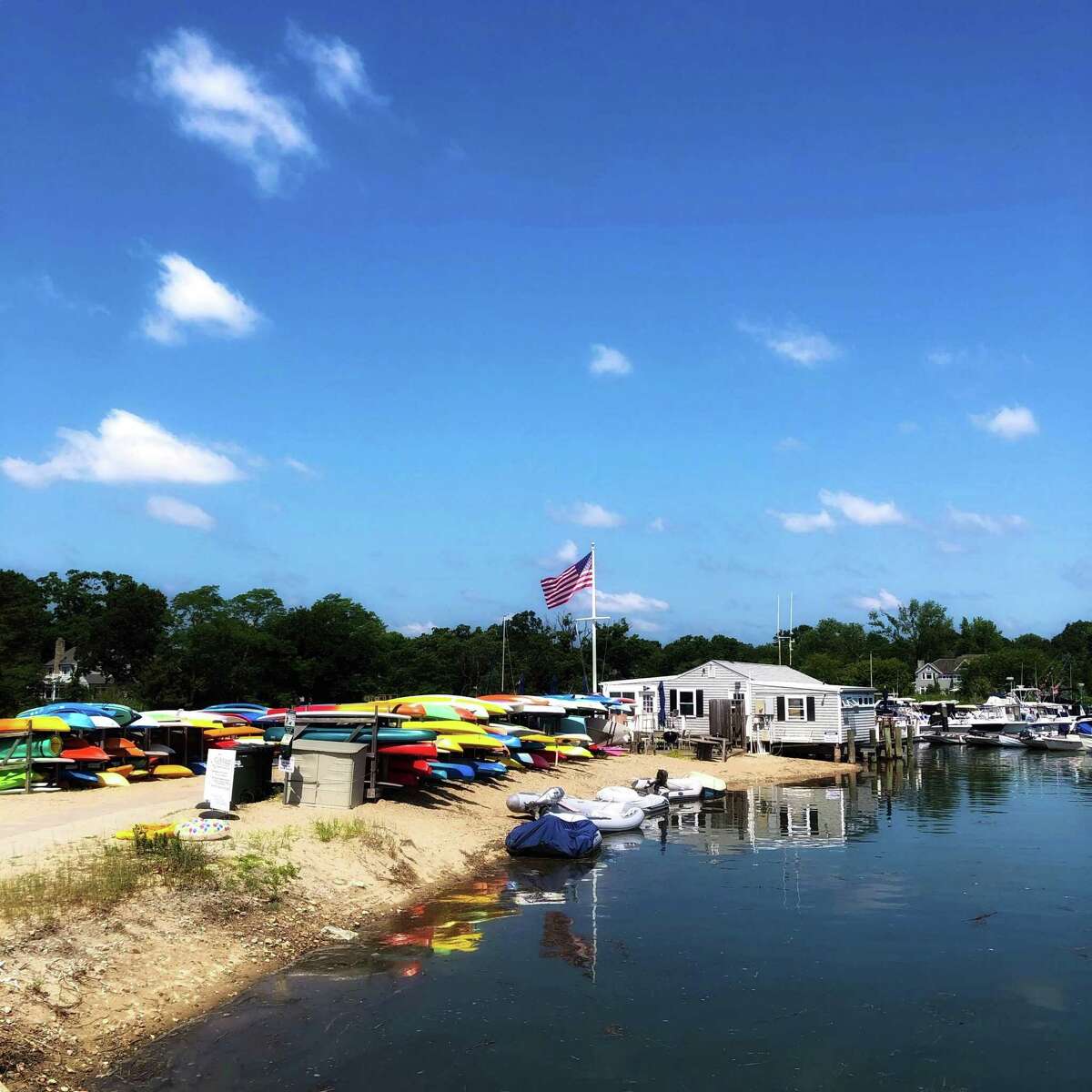 Beach bites? Parks & Rec seeking community input on Darien beach food ...