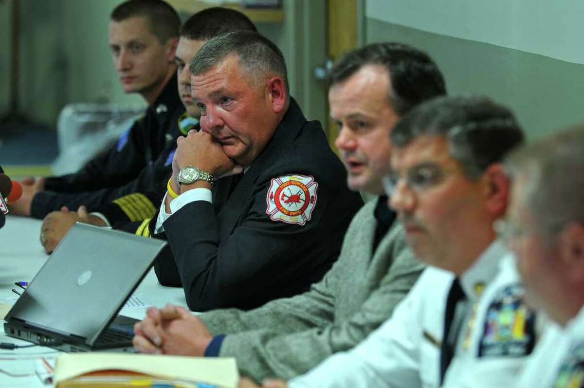 Fuse caused fire, killing 6