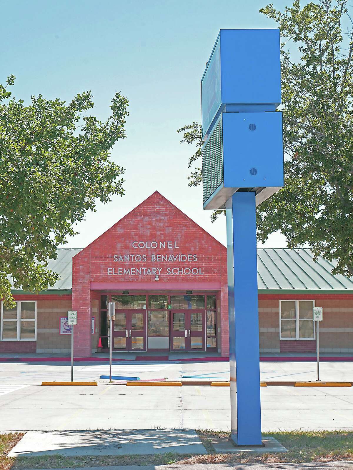 No plans to change Laredo school named after Confederate colonel