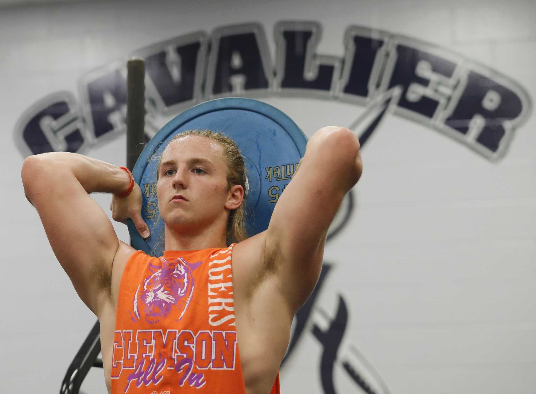 FOOTBALL: College Park’s Hazen commits to Wake Forest