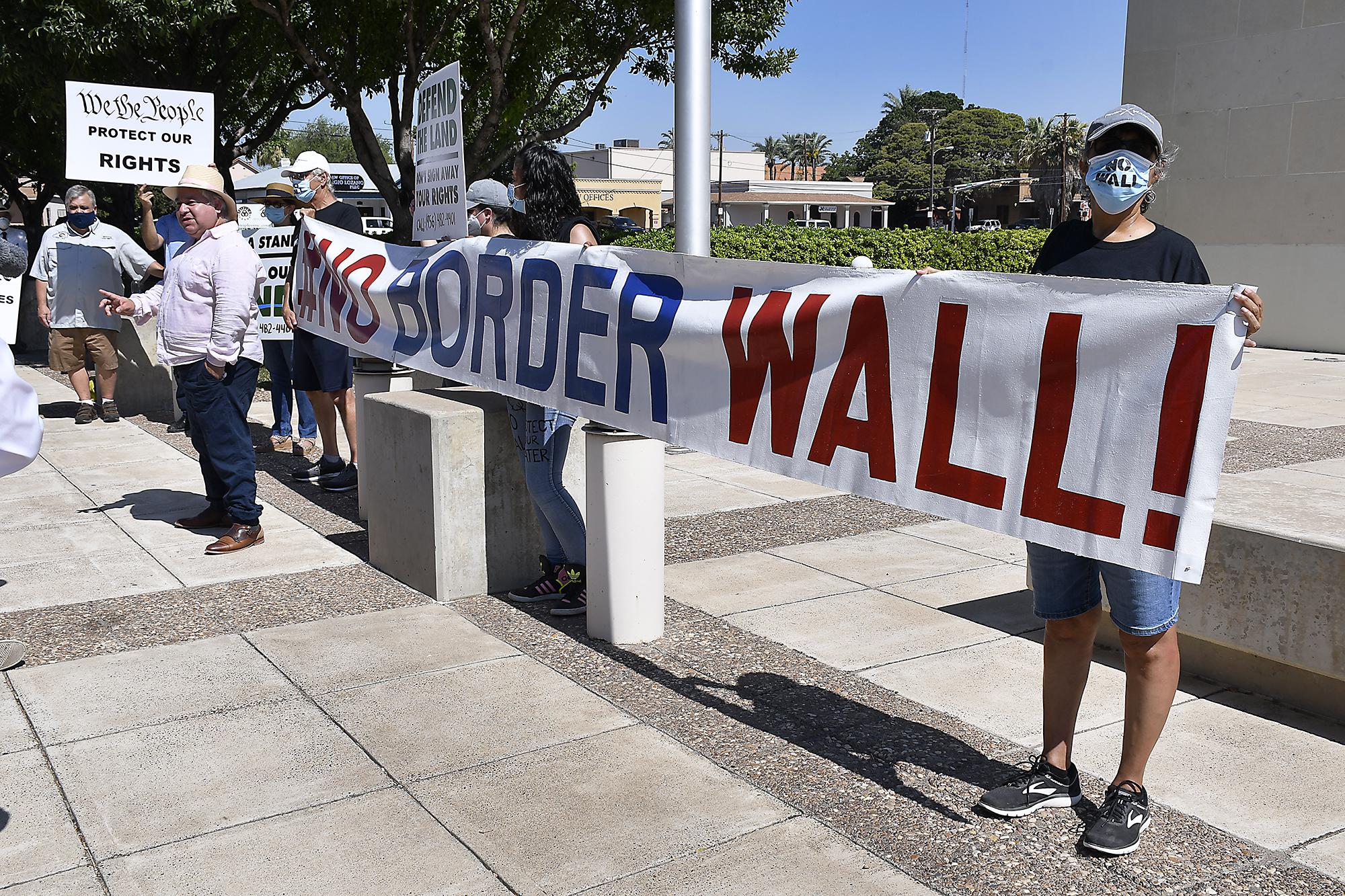 Laredo land owners continue legal fight against border wall